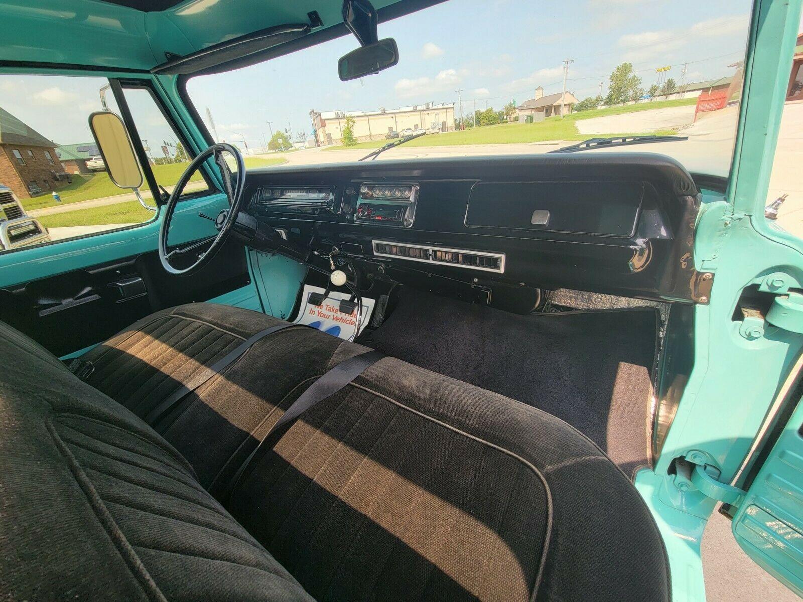 1961 Dodge D100 pickup vintage [MOPAR with 4 on the floor] for sale