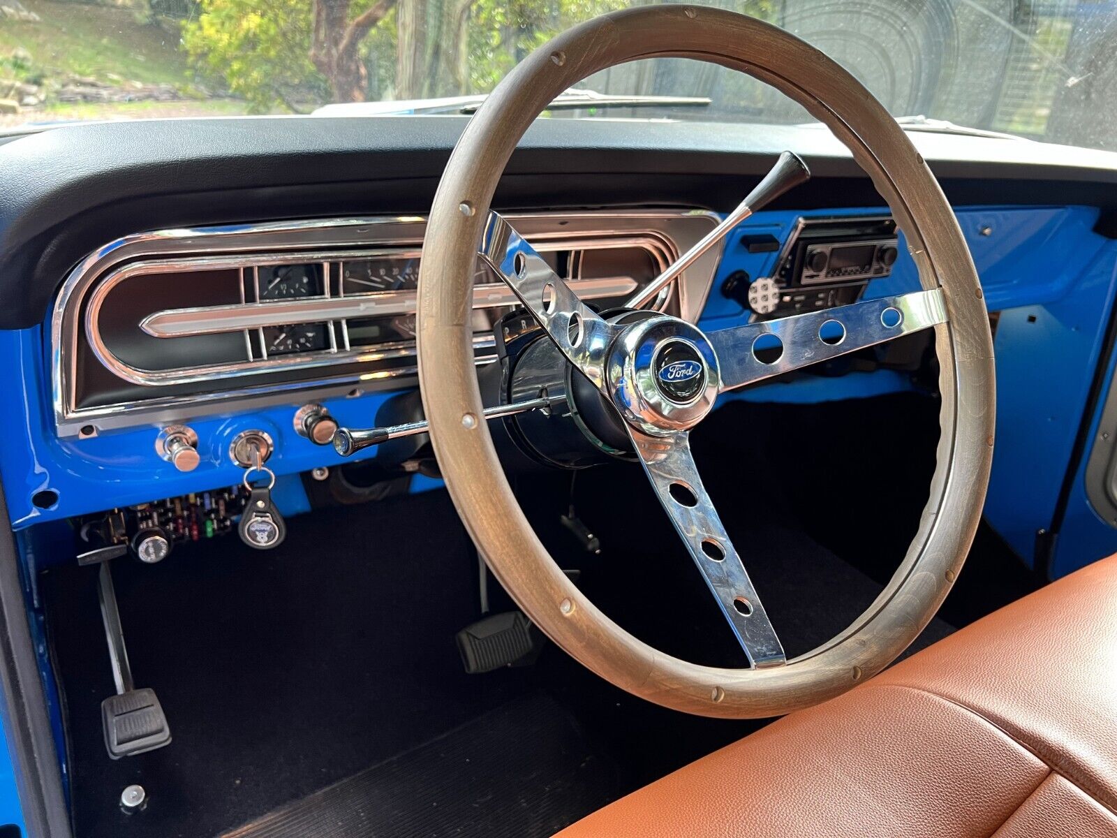 1972 Ford F-100 vintage truck [meticulously restored to original] for sale