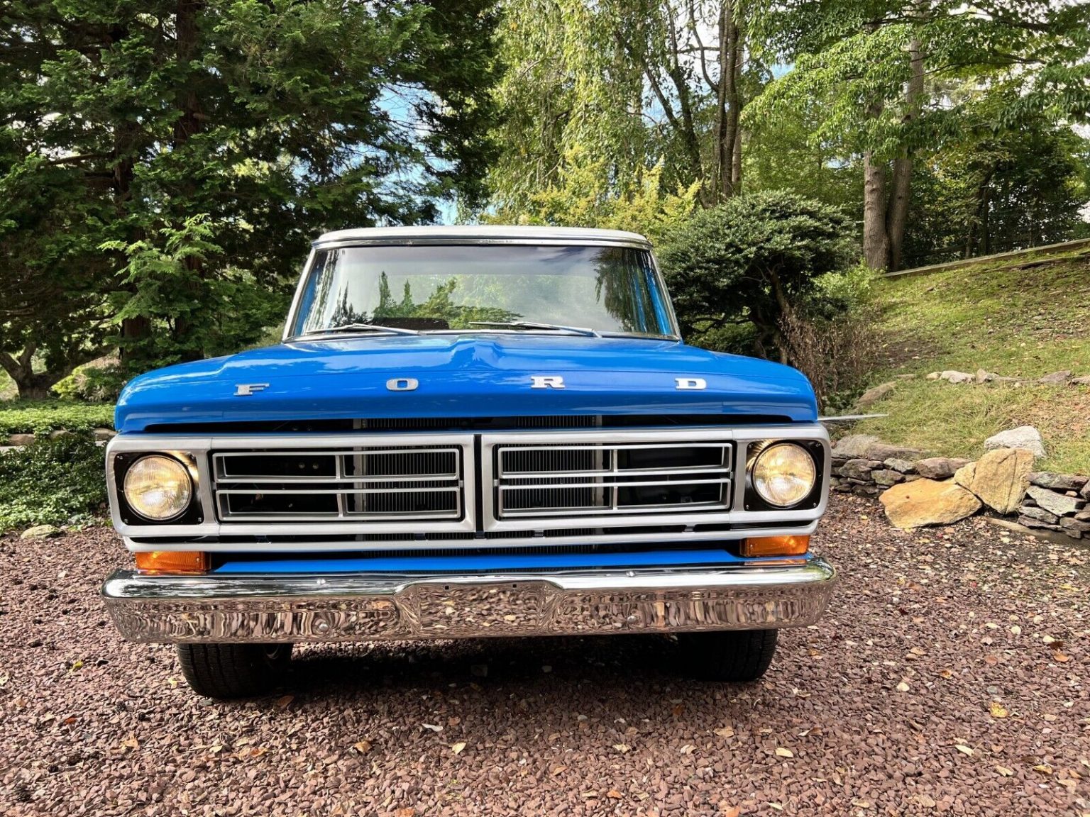 1972 Ford F-100 vintage truck [meticulously restored to original] for sale