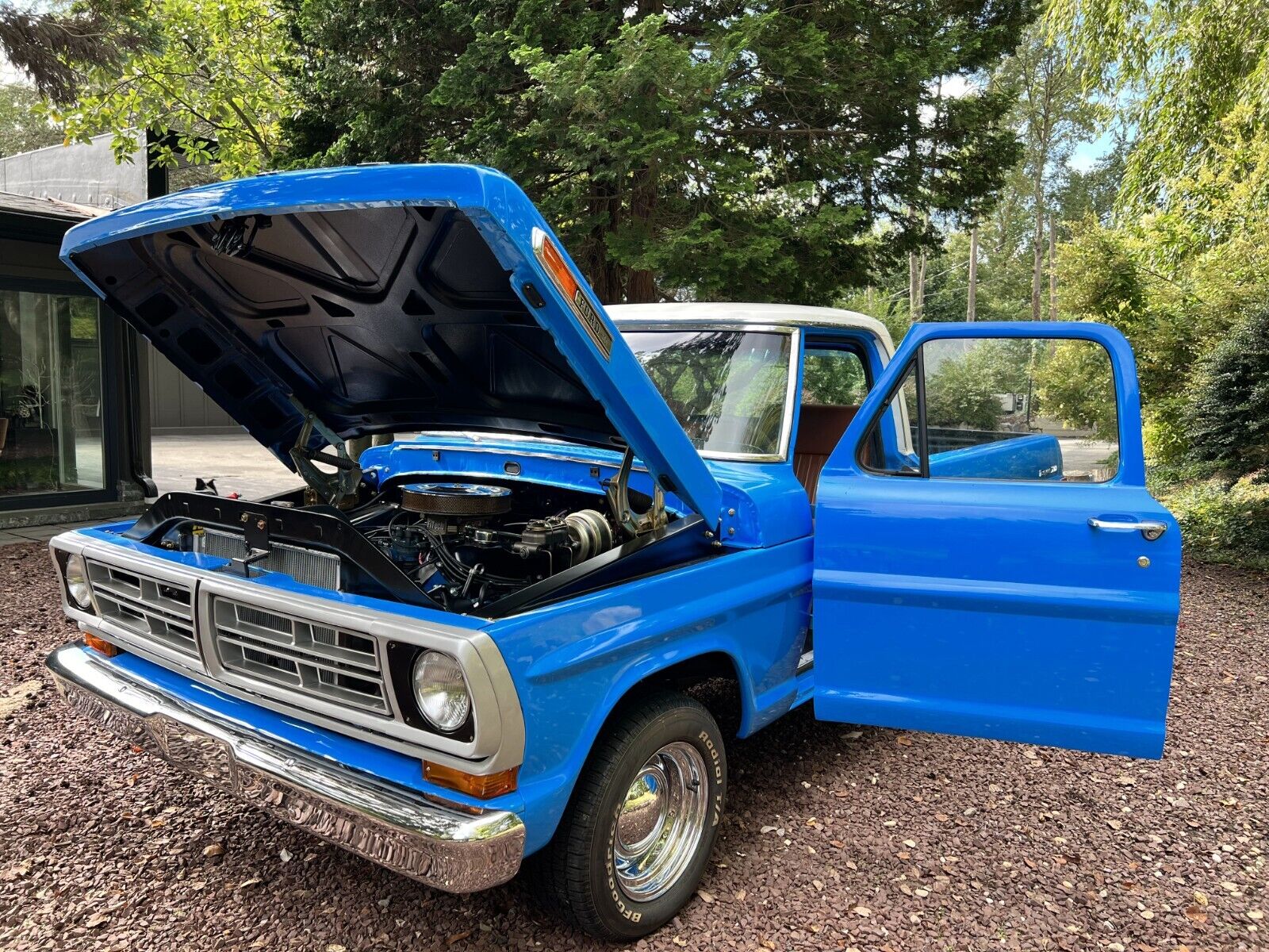 1972 Ford F-100 vintage truck [meticulously restored to original] for sale